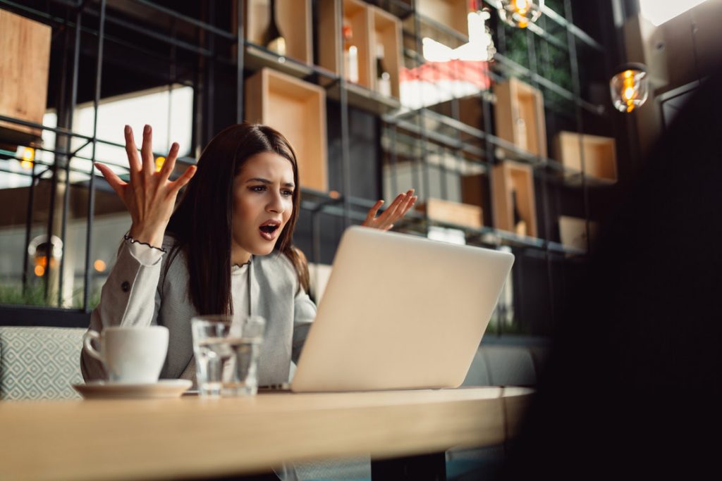 Here's What to Do When Things Go Wrong in Business - StartUp Mindset