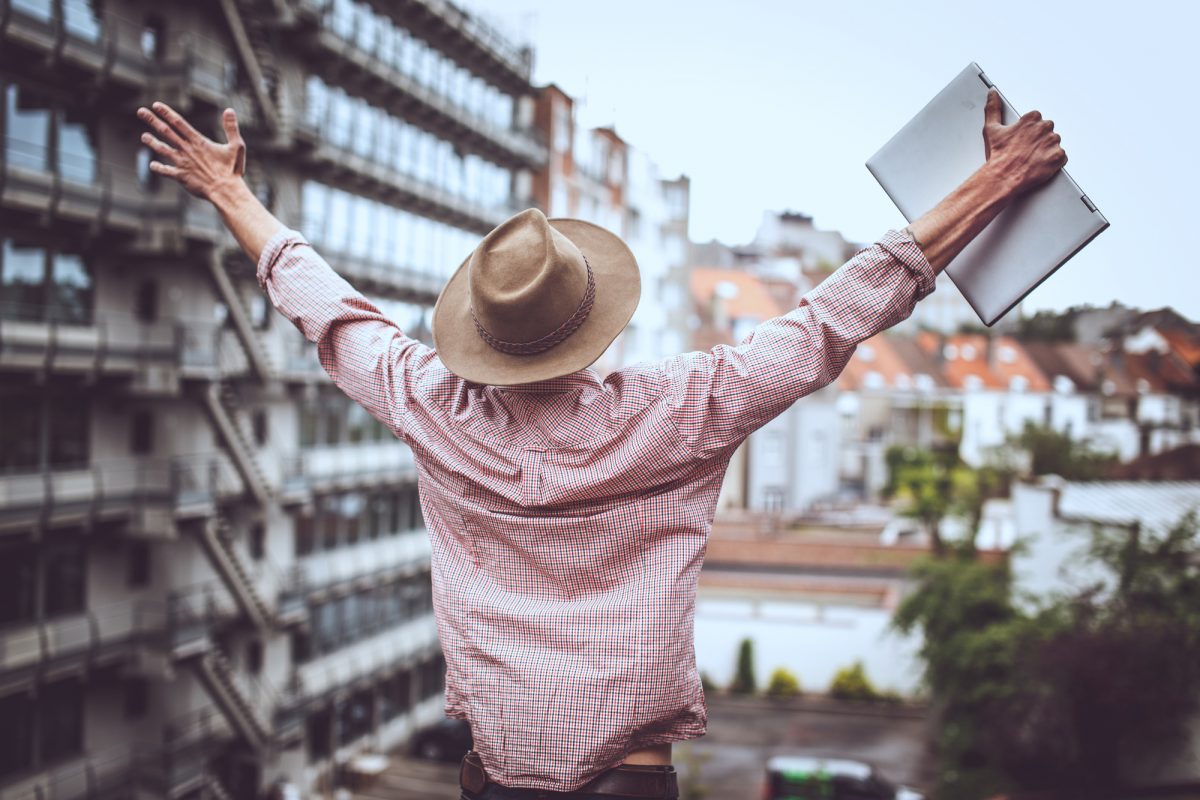 5 Tools Every Online Freelancer Should Have - StartUp Mindset