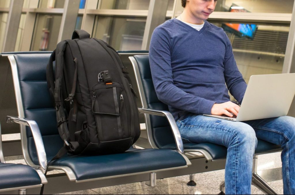 10 Best Business Laptop Backpacks - StartUp Mindset