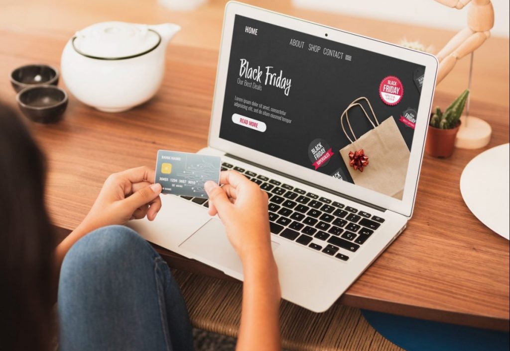 The Advantages and Disadvantages of Business-to-Consumer (B2C) Model ...