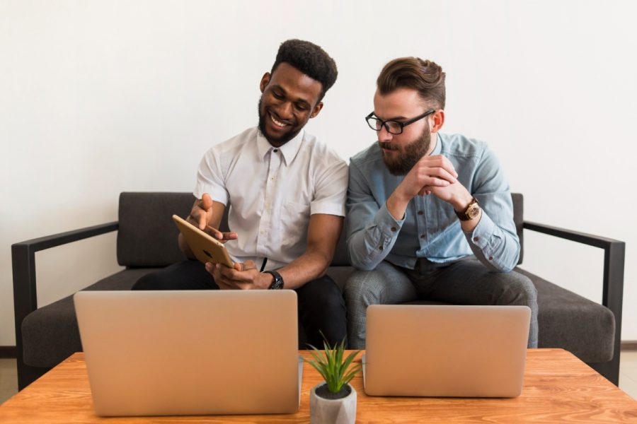 Dos and Don’ts of Starting a Business With Friends - StartUp Mindset